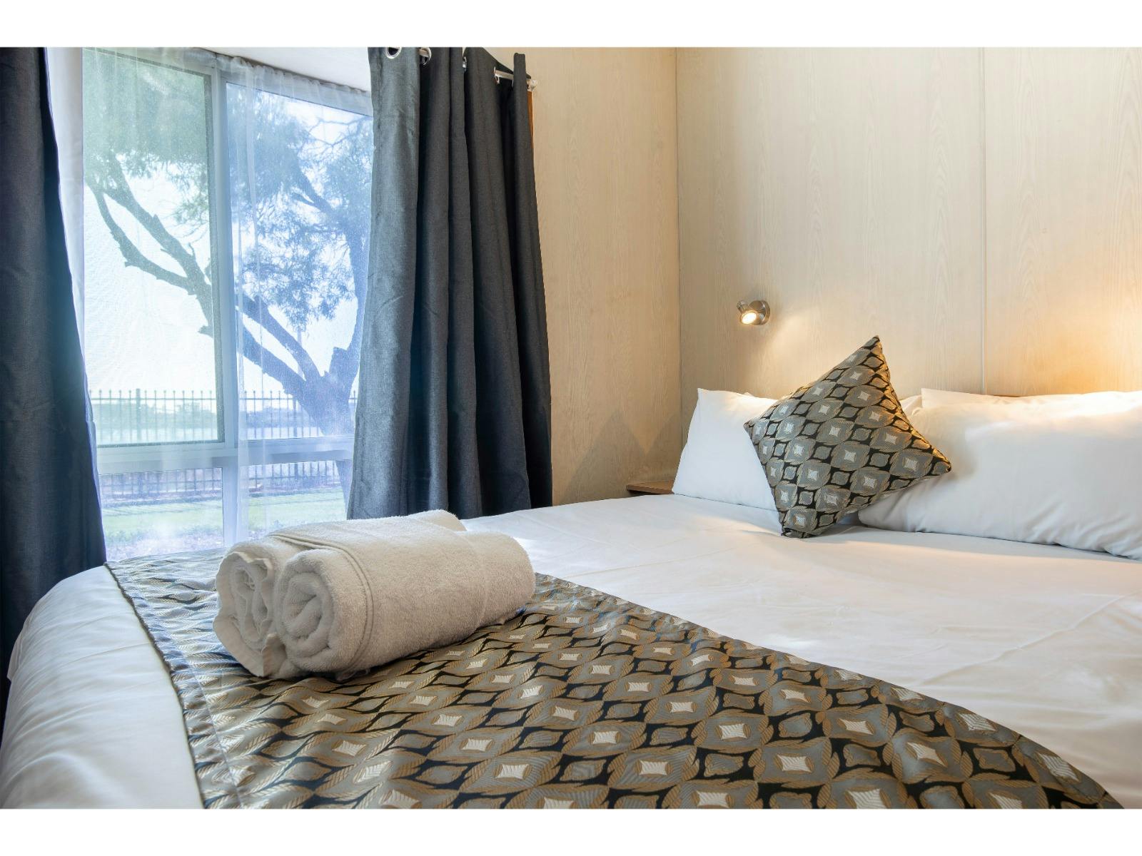 Port Pirie Beach Caravan Park - Flinders Ranges and Outback