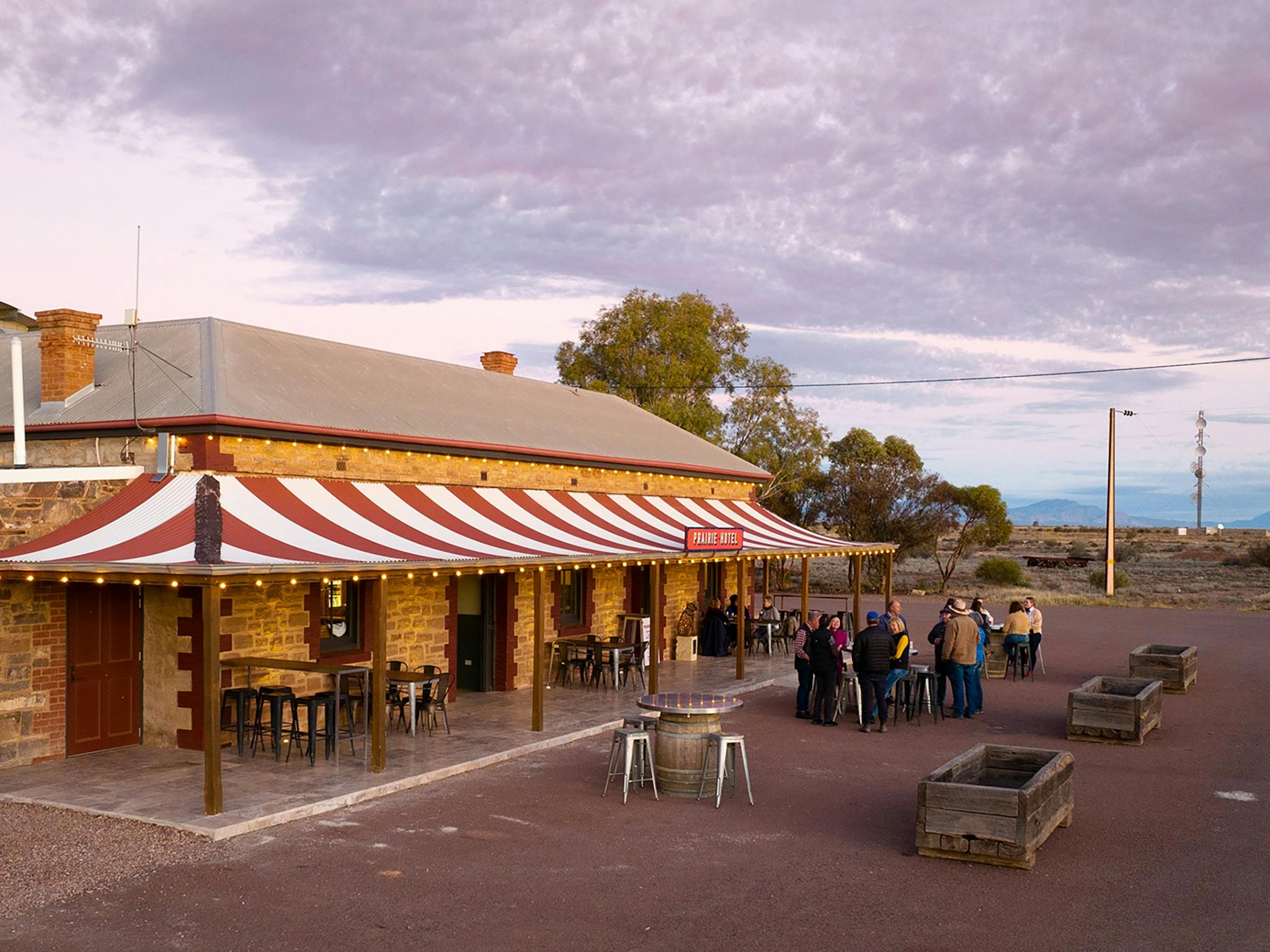 Prairie Hotel - Flinders Ranges and Outback